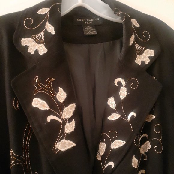 Anne Carson | Jackets & Coats | Anne Carson Blazer Style Embroidered ...